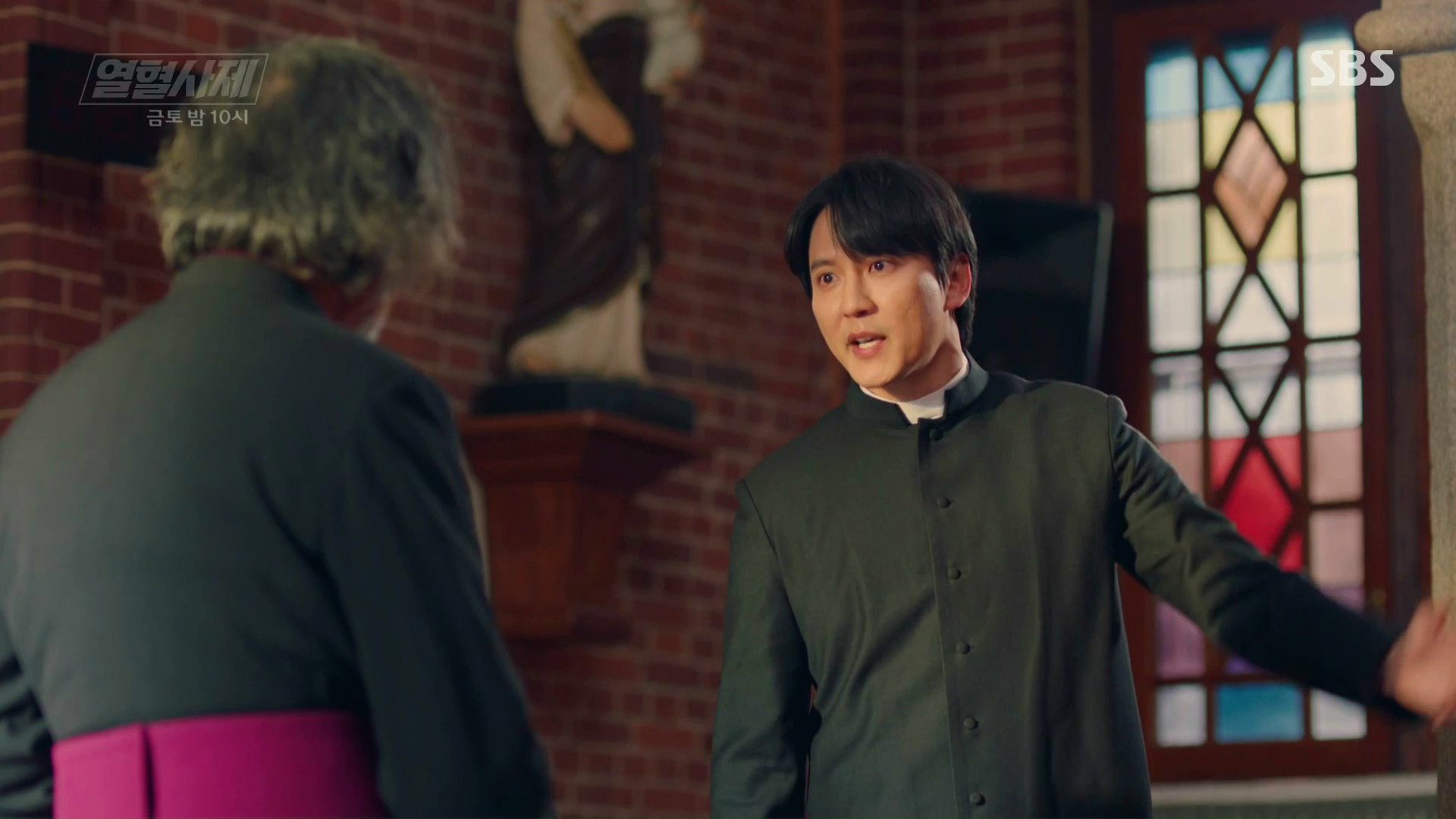 The Fiery Priest: Episodes 3-4 » Dramabeans Korean drama recaps