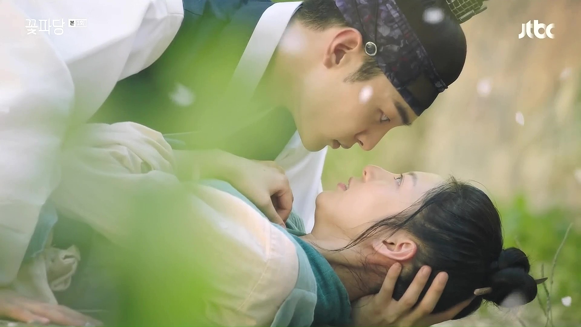 Flower Crew: Joseon Marriage Agency: Episode 1 » Dramabeans Korean ...