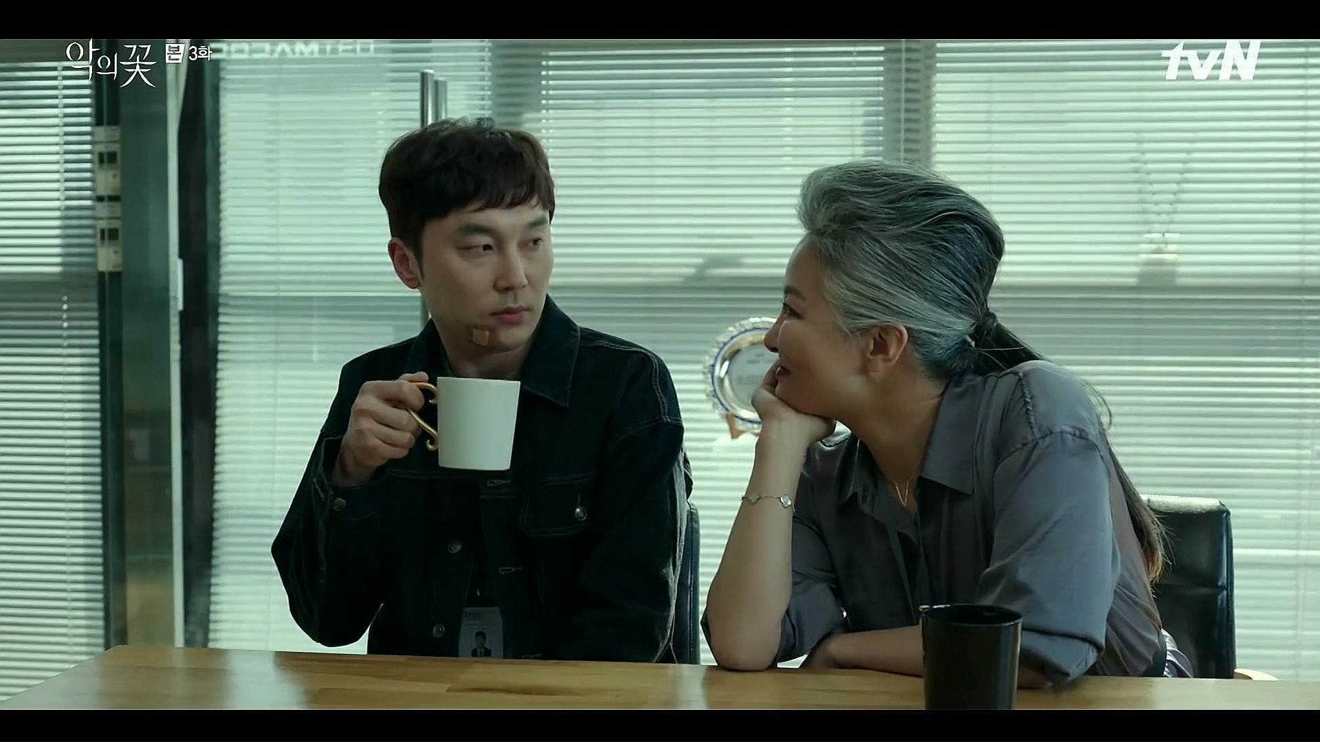 Flower of Evil: Episode 3 » Dramabeans Korean drama recaps