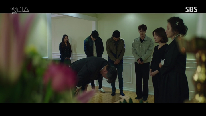 Alice: Episode 12 » Dramabeans Korean drama recaps