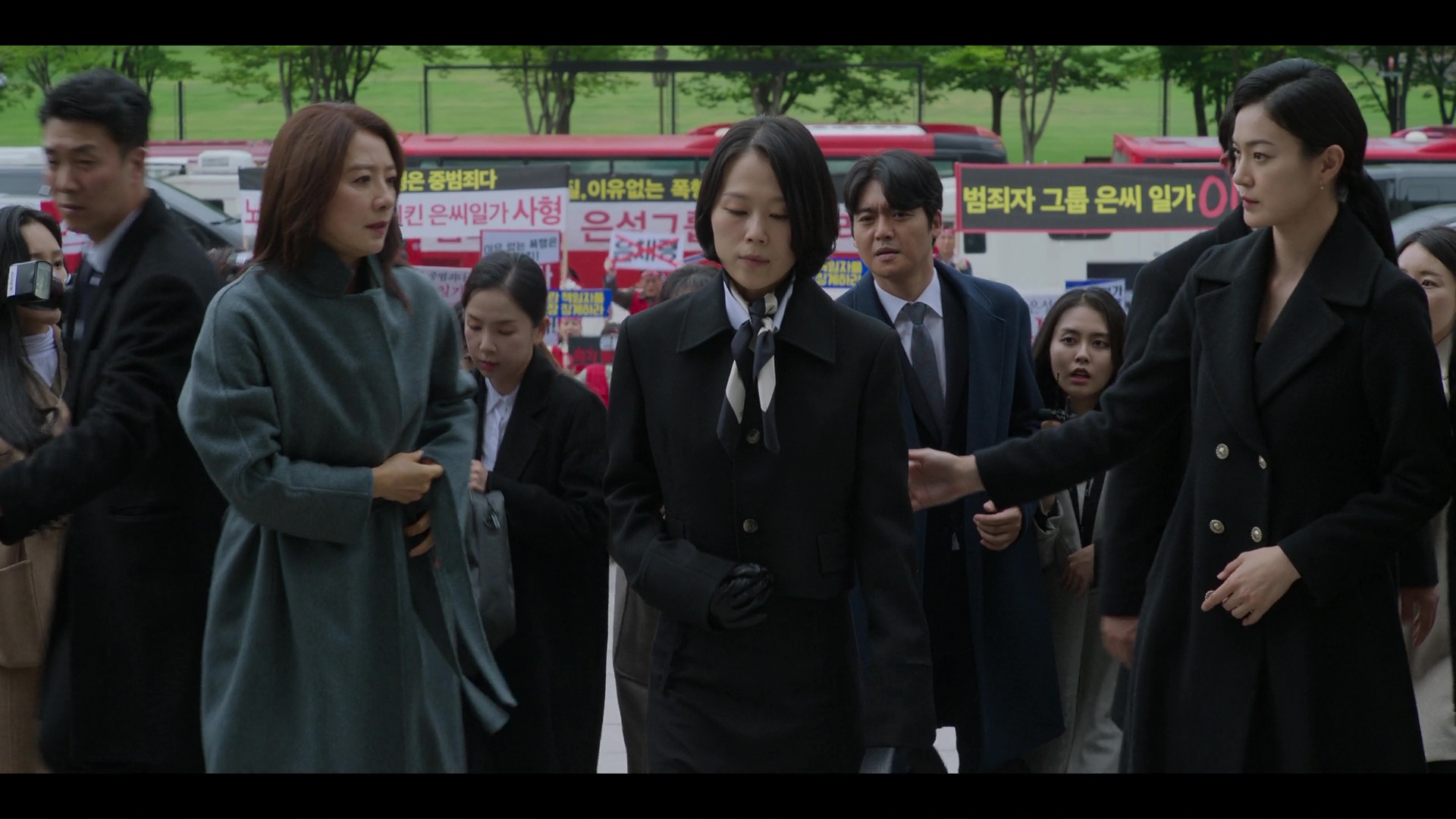 Queenmaker: Episode 1 (First Impressions) » Dramabeans