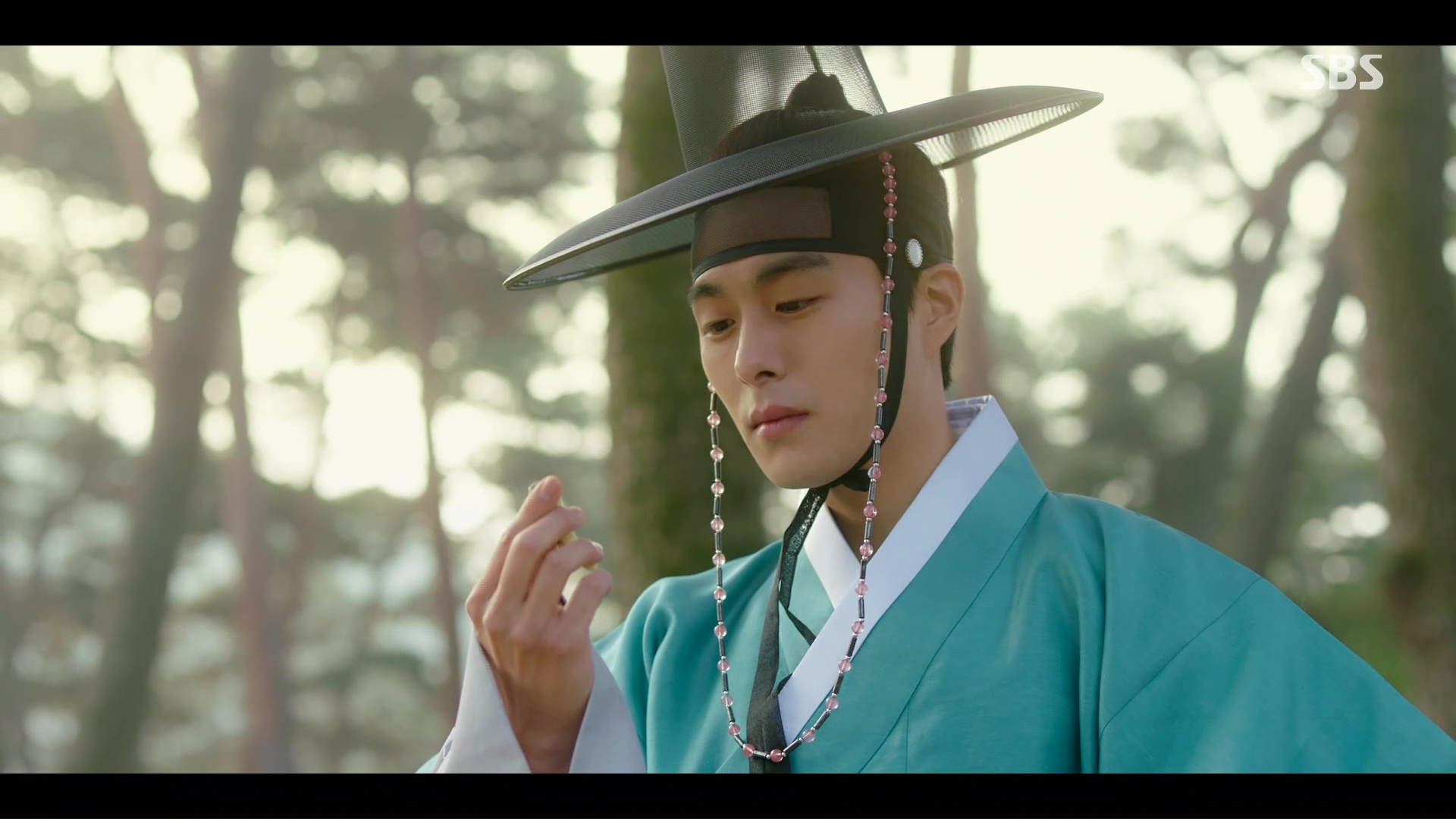 The Secret Romantic Guesthouse: Episodes 9-10 » Dramabeans