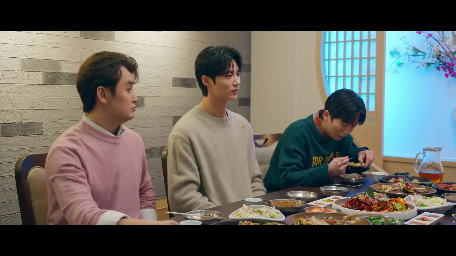 Lovely Runner: Episodes 15-16 (Final) » Dramabeans Kdrama