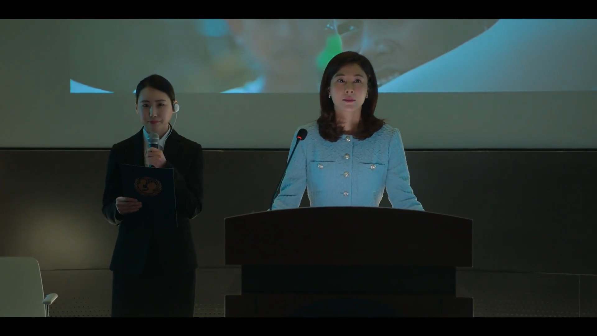 Red Swan: Episodes 1-2 » Dramabeans Korean drama recaps