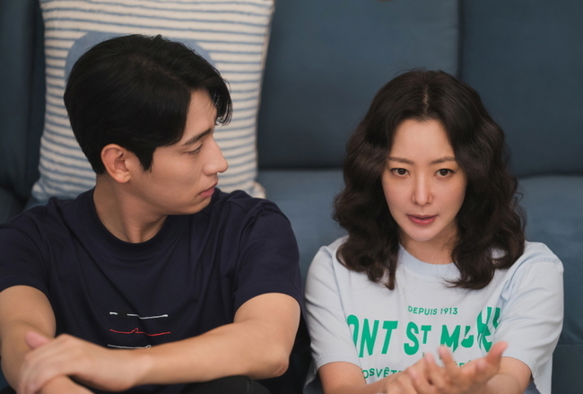 Kim Hee-sun wants something different in Don't Call Me Ma'am