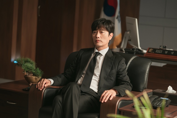 Ji Sung, Park Hee-soon, Won Jin-ah usher in The Judge Returns